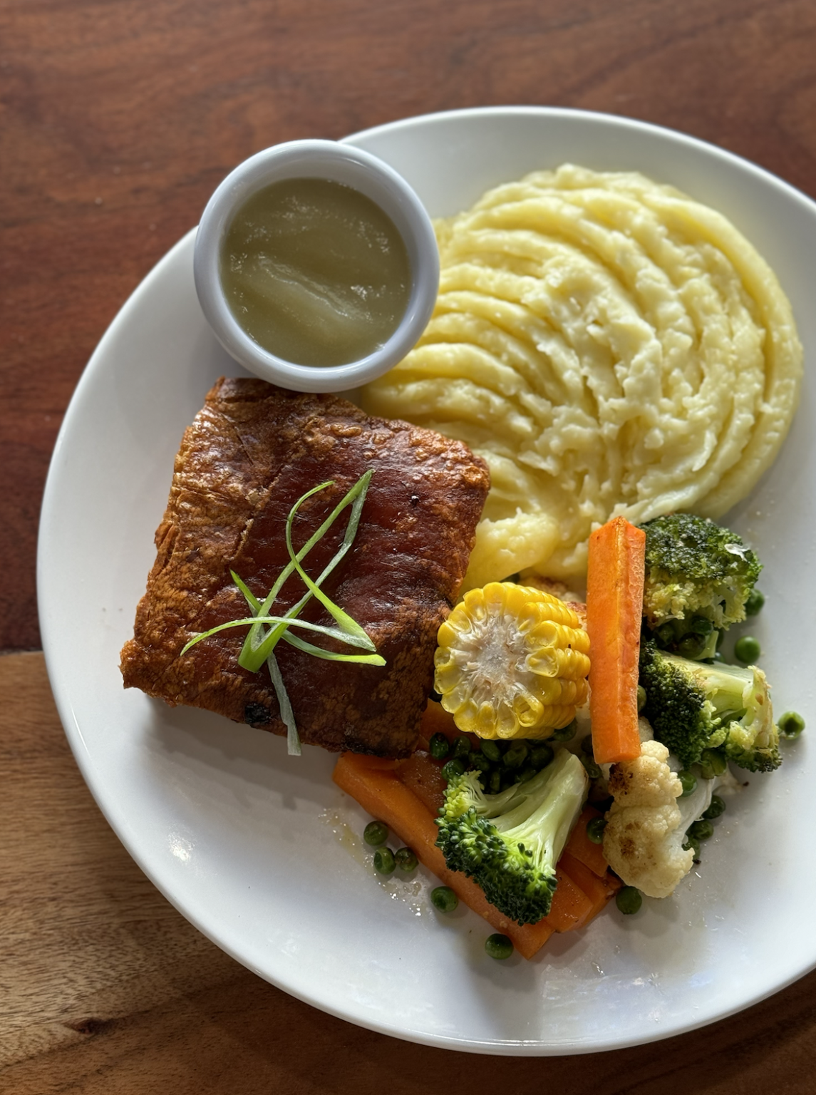 GRAND CENTRAL HAMILTON – Best pub in Hamilton